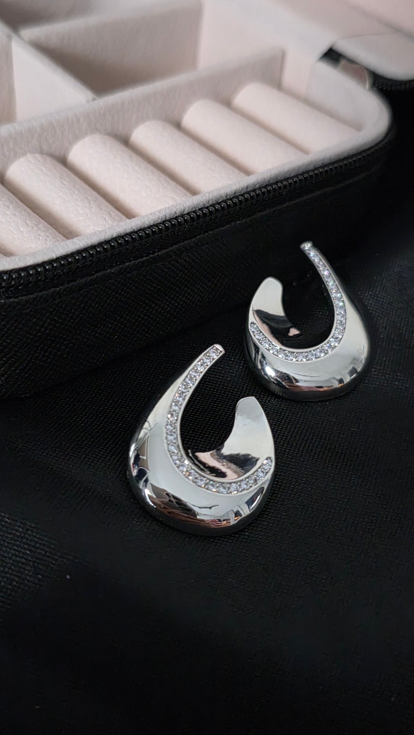 Aro Aura gota – Pamela Lobos Joyas